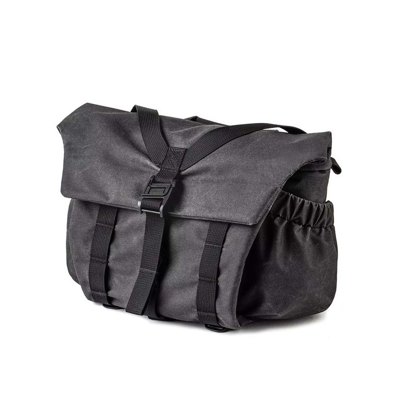 Leica Store | WOTANCRAFT Pilot 7L Black