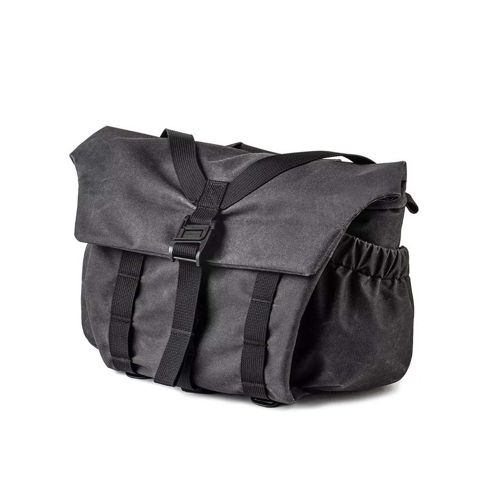 Leica Store | WOTANCRAFT Pilot 7L Black